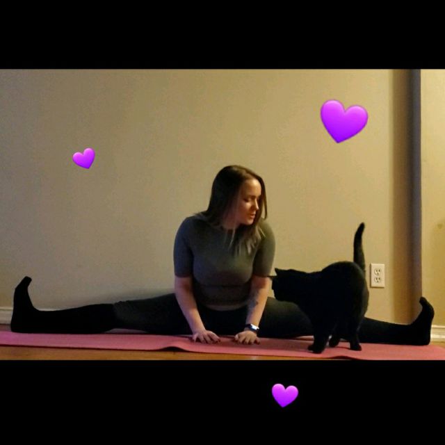 Middle Split - Oversplit Stretch by Bernadette C. - Exercise How-to ...