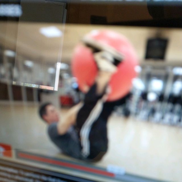 Ball Passes by Gunnar Hammar - Exercise How-to - Skimble