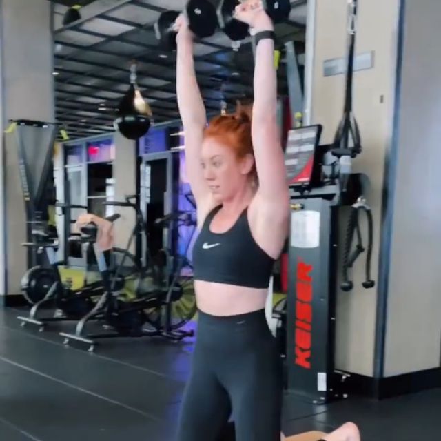 Quadruped (hover) Alternated Row To Raise OH by Rushfitness 💪 ...