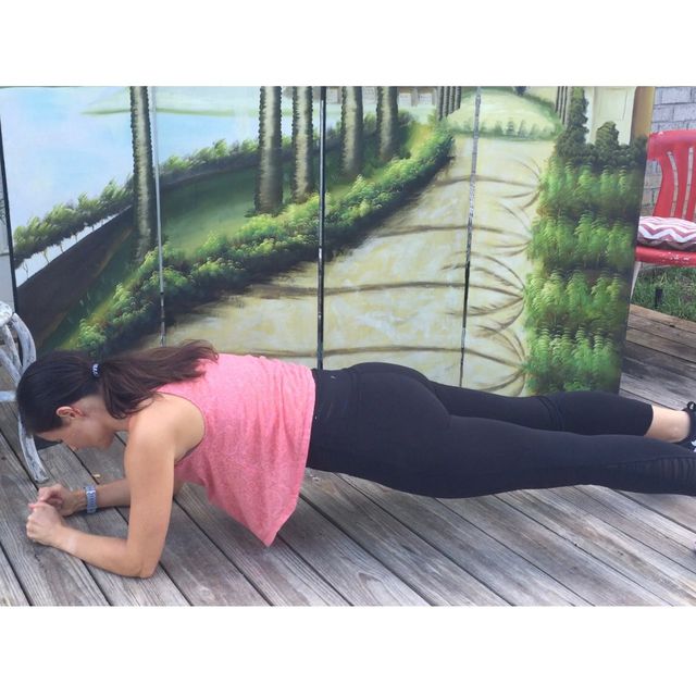 Elbow Plank Walk With Step Forward by Bree Cunningham - Exercise How-to ...