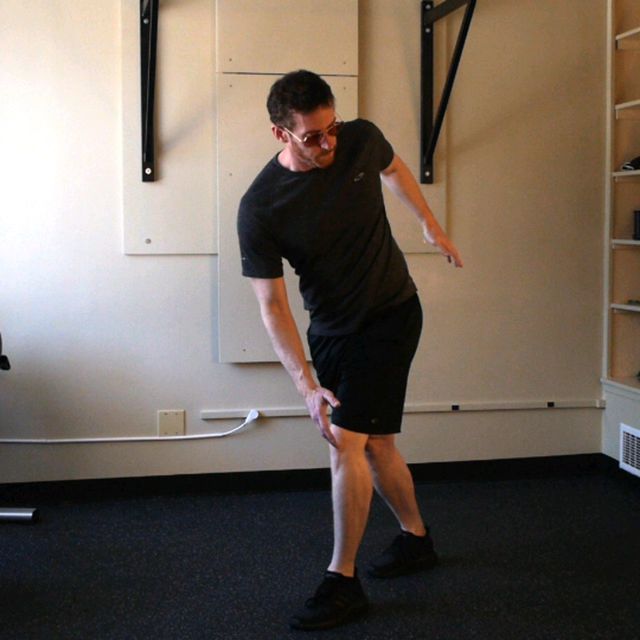 Driving Step With Rotation by Patrick9 Morrisey - Exercise How-to - Skimble