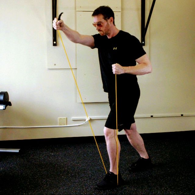 Alternating Band Punch by Patrick9 Morrisey - Exercise How-to - Skimble