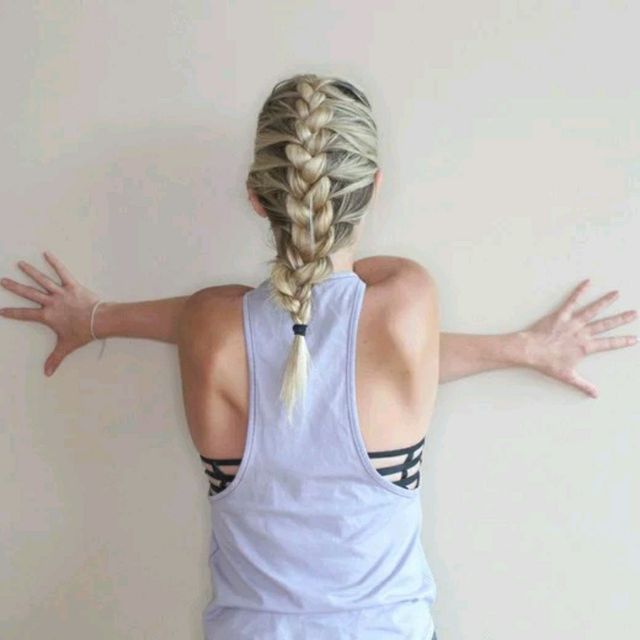 Wall Double V by Shana Martin - Exercise How-to - Skimble