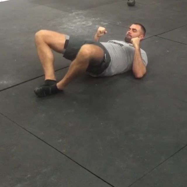 Frog Pump por Rushfitness 💪🏽 - Ejercicio Cómo hacerlo - Skimble