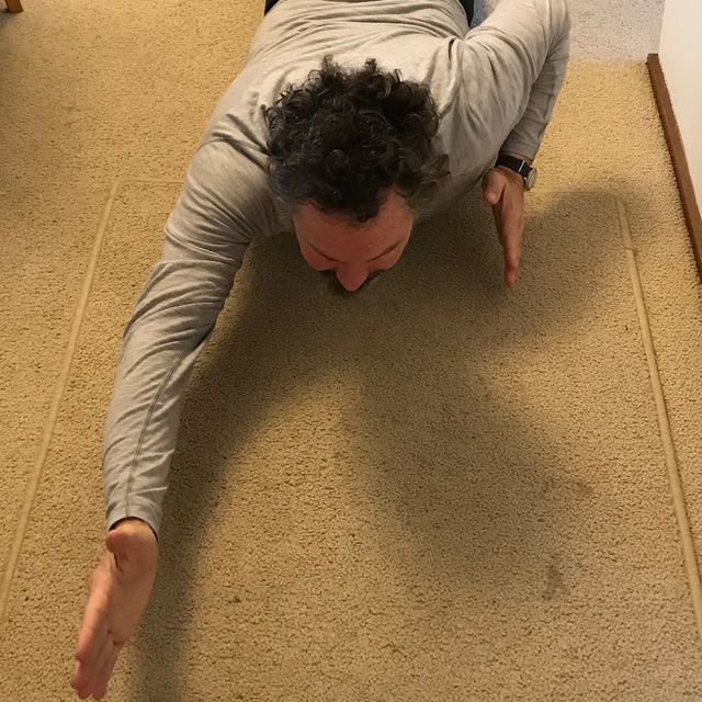 Superman alternate arms by Ade M. - Exercise How-to - Skimble