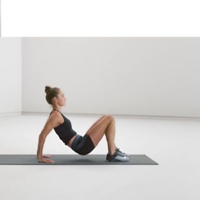 Crab Toe Touches by Rushfitness 💪🏽 - Exercise How-to - Skimble