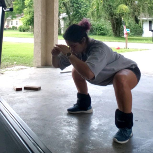 Squat, Step, Squat by Mariel R. - Exercise How-to - Skimble