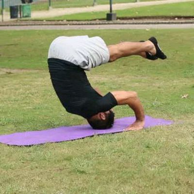 Windmill by Marcus H. - Exercise How-to - Skimble Workout Trainer