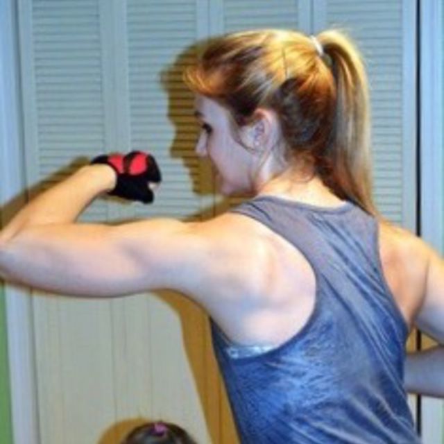 High Hook + Squat Hold por John Vidricksen - Ejercicio Cómo hacerlo ...