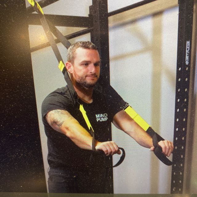 TRX Supermans by Lee F. - Exercise How-to - Skimble