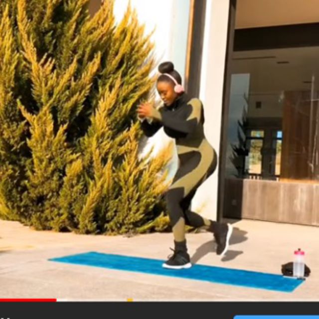 Cross Lunge Hop by ꧁𝒩𝒶𝓉𝒽𝒶𝓁𝒾ℯ ꧂ ℒ𝒾𝓉𝒶𝓁𝒾ℯ𝓃 - Exercise How-to - Skimble