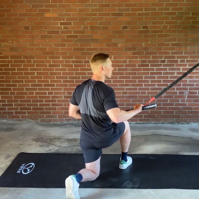 Half-Kneeling Chops Left Side by Brian Fallon - Exercise How-to - Skimble