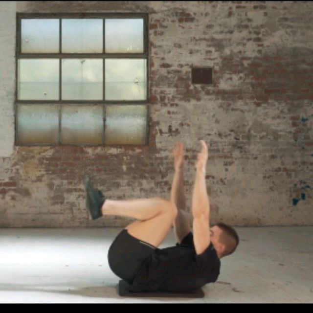 Roll To Squat by Alex 🌊. - Exercise How-to - Skimble