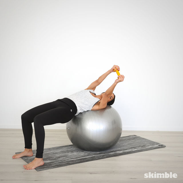 Ball Torso Rotations - Exercise How-to - Skimble Workout Trainer