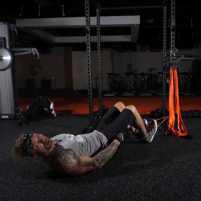 Reverse Crunch with Bands by Jose R. - Exercise How-to - Skimble