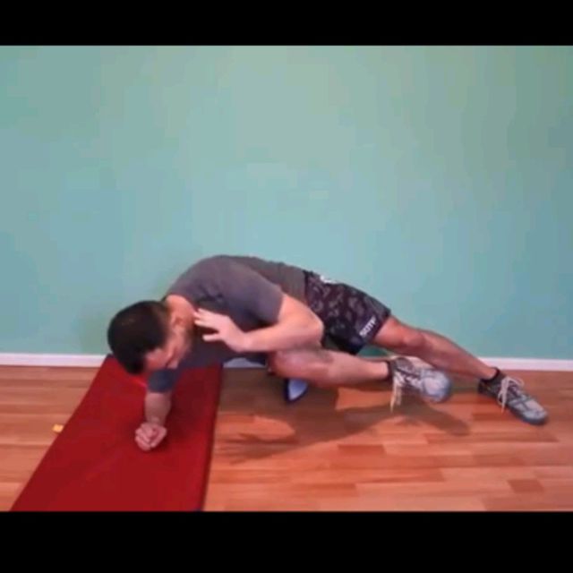 Side Plank Knee To Elbow by Francisco Perez - Ejercicio Cómo hacerlo ...
