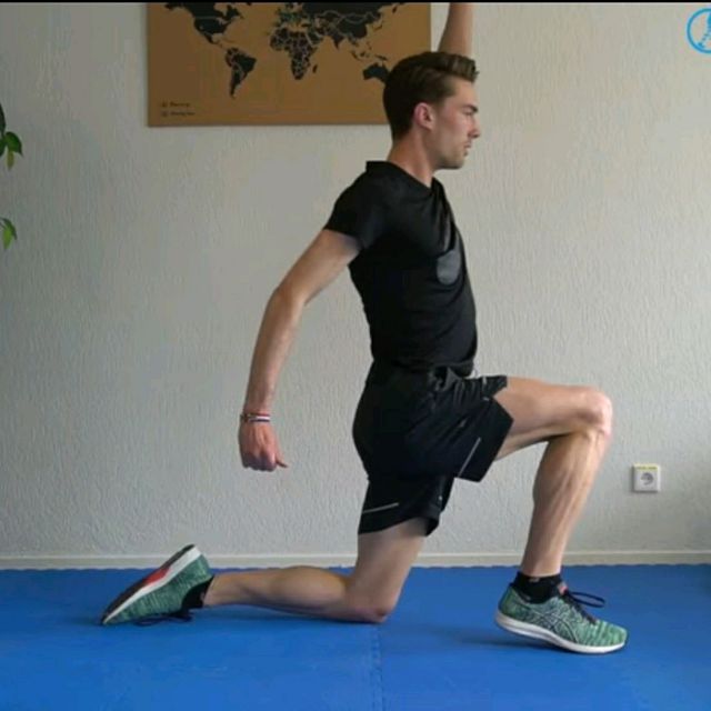 Kneeling Knee Lifts 通过 Karen L. - 锻炼方法 - Skimble Workout Trainer