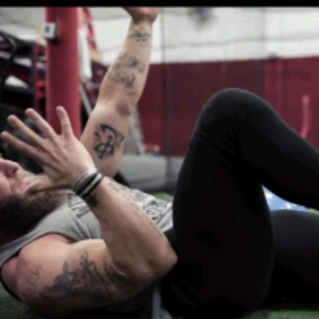 IPSILATERAL OBLIQUE CRUNCHES by 𝔻𝕖𝕤𝕖𝕣𝕥 𝔽𝕠𝕩🦊 🌟 - Exercise How-to - Skimble