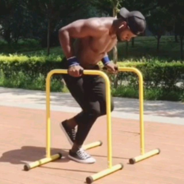 Negative Dips by Francisco Perez - Ejercicio Cómo hacerlo - Skimble