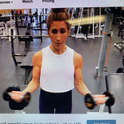 Rotator Cuff External Rotation による Marcos Mori - エクササイズのやり方 - Skimble