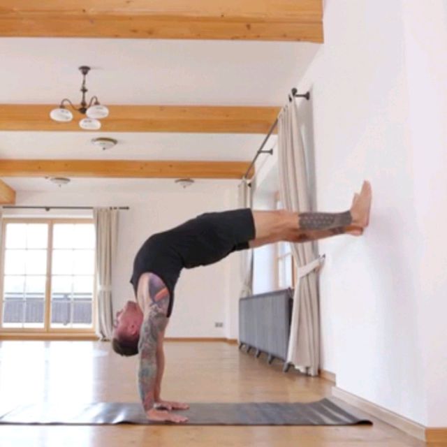 Backbend Wall Extensions by Alex 🌊. - Exercise How-to - Skimble