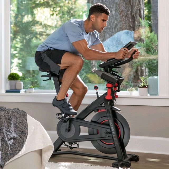 Stationary Bike by Richard Terry Jr - Exercise How-to - Skimble