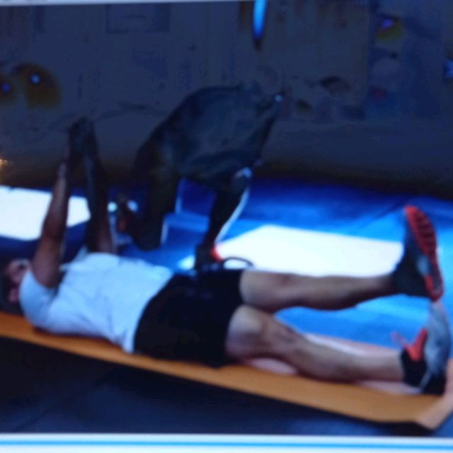 Stacked Leg To Reach by Xexu Lara - Ejercicio Cómo hacerlo - Skimble