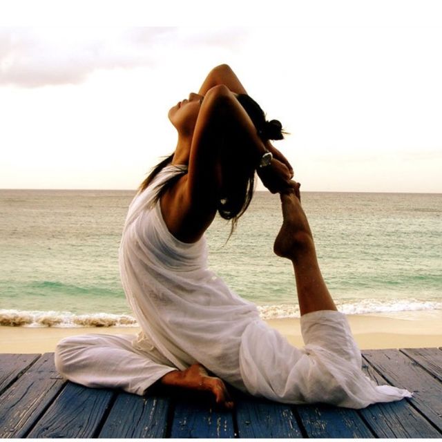 Zuzka Around The World by Melissa Leng - Exercise How-to - Skimble