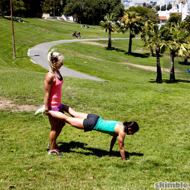 The Wheelbarrow - Exercise How-to - Skimble Workout Trainer