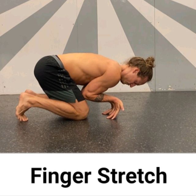 Finger Stretch by Alex 🌊. - Exercise How-to - Skimble
