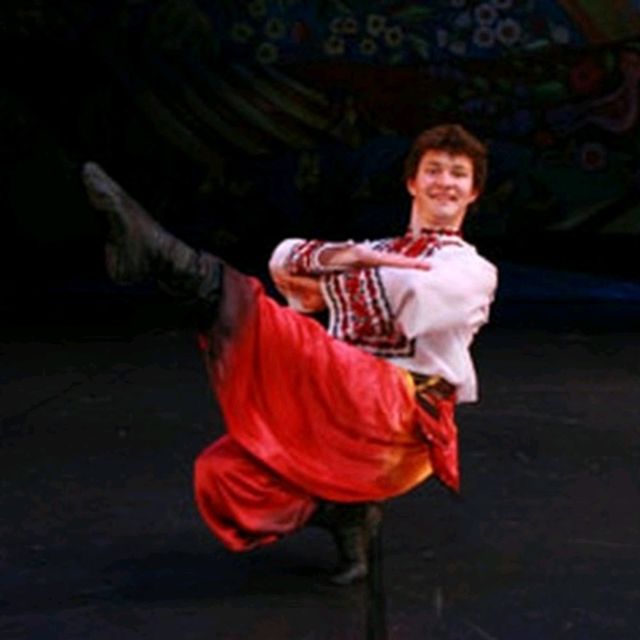 Hopak by _ Renren - Exercise How-to - Skimble Workout Trainer