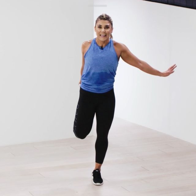 Left Quad Stretch 2 by Vera Maxakova - Exercise How-to - Skimble