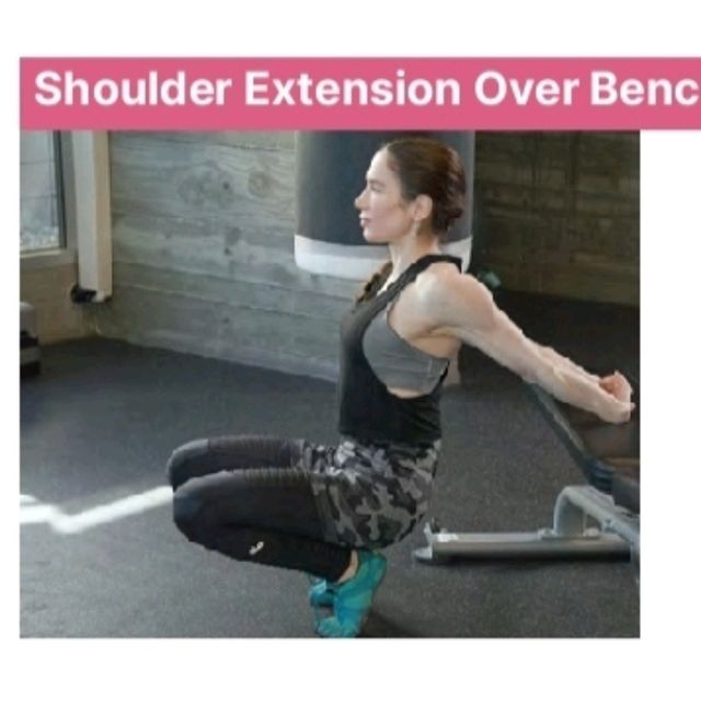 Shoulder Extension Over Bench por Christina H. - Ejercicio Cómo hacerlo ...