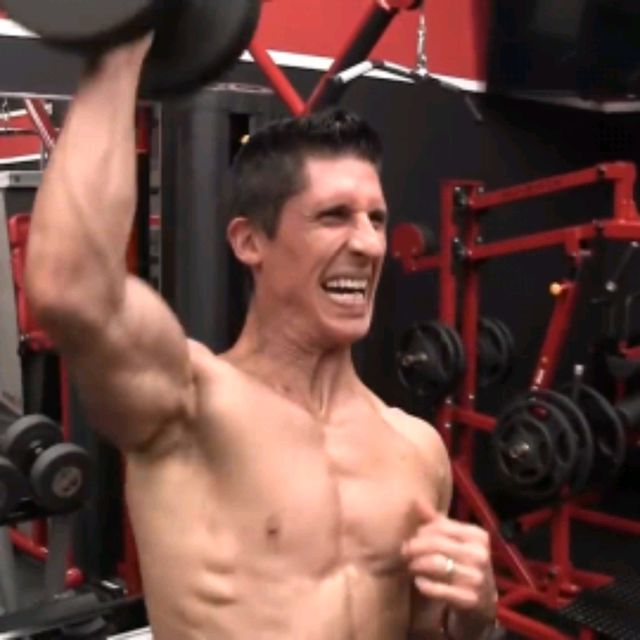 DUMBBELL CHEAT LATERAL by Daniel S. - Exercise How-to - Skimble