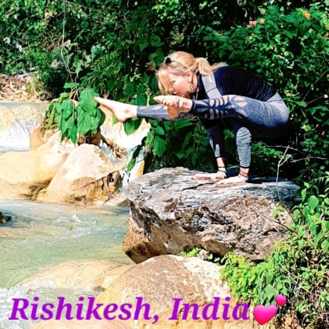 Free Flow Any Sequence Any Asana by 𝔻𝕖𝕤𝕖𝕣𝕥 𝔽𝕠𝕩🦊 🌟 - Exercise How-to ...