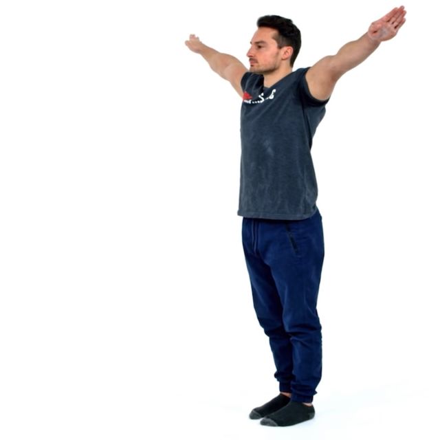 Front Scale Left por Ömer Köseoğlu - Ejercicio Cómo hacerlo - Skimble