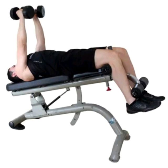 Decline DB Chest Fly by Francisco Perez - Ejercicio Cómo hacerlo - Skimble