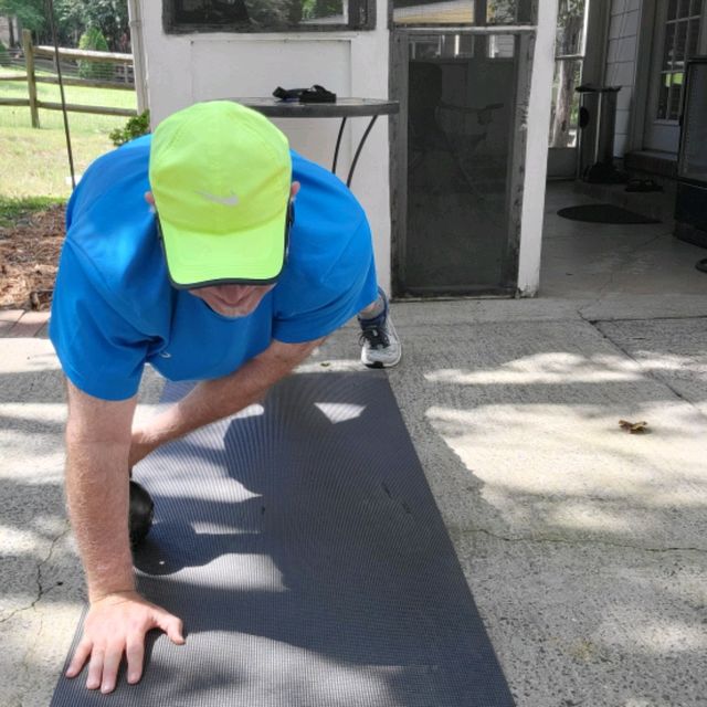 High Plank Pull Through by Willie M. - Exercise How-to - Skimble