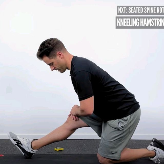 Kneeling Hamstring Left por Allan B. - Ejercicio Cómo hacerlo - Skimble
