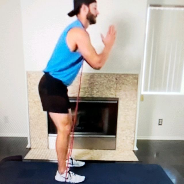 Banded Romanian Deadlift by Frank Roodenburg - Exercise How-to - Skimble