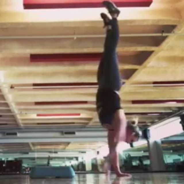 Handstand Walk by Tif Sippel - Exercise How-to - Skimble