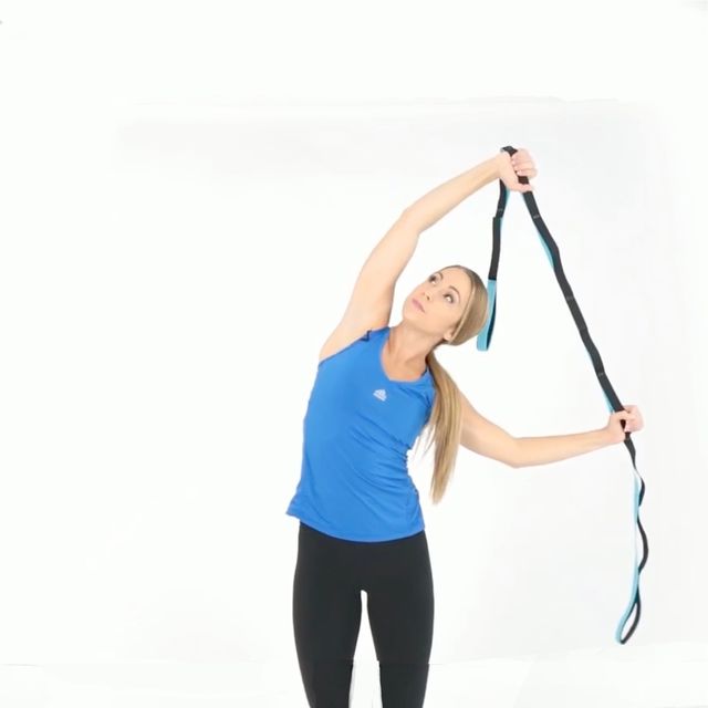 Abs and Lat Stretch with Strap by Ömer Köseoğlu - Exercise How-to - Skimble