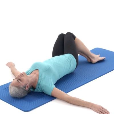 Hip Band by Allan B. - Exercise How-to - Skimble Workout Trainer