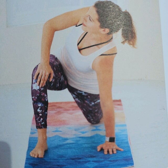 Twisted Runner by Donna Taylor - Exercise How-to - Skimble