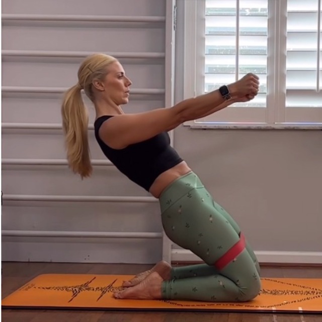 Rocking Camel by Jataesha C. - Exercise How-to - Skimble