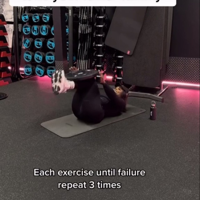 Plate Hands To Feet Crunch by Deanna B. - Exercise How-to - Skimble