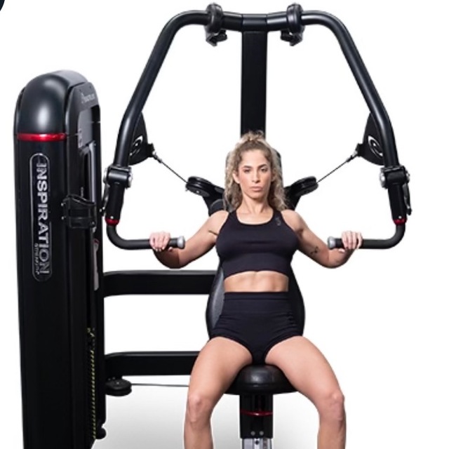 Selector Chest Press Machine by With Love, Foxy - Exercise How-to - Skimble