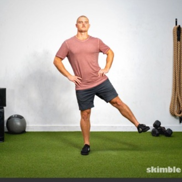 Two Step Squats by Jataesha C. - Exercise How-to - Skimble