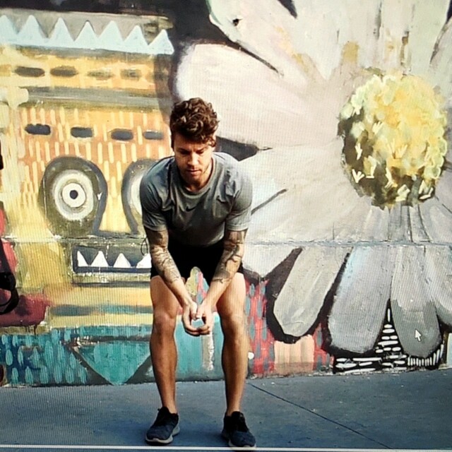 Bodyweight Flies by Frank Roodenburg - Exercise How-to - Skimble