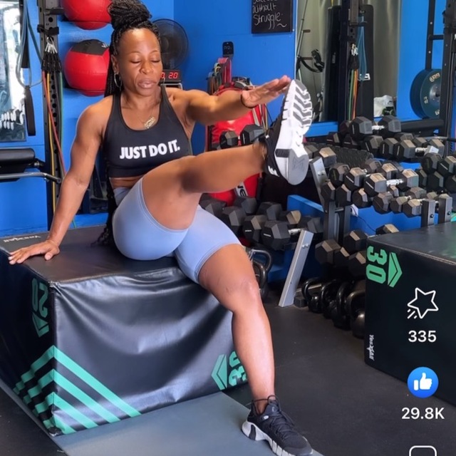 Chair Cross Foot Taps by Jataesha C. - Exercise How-to - Skimble